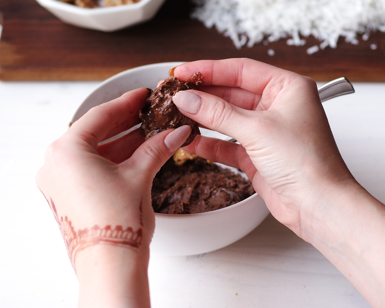 Baller Breakfast: Low Carb Fudgy Coconut Protein Balls - Inspector Gorgeous