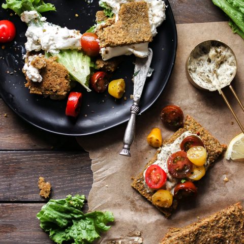 Low Carb Falafel Flatbread with Lemon Garlic Aioli - Inspector Gorgeous