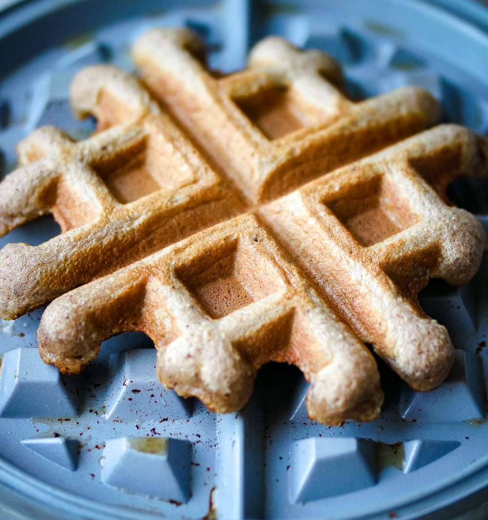 Crispy Almond Butter Waffles - Inspector Gorgeous